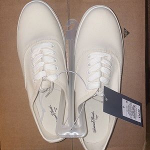 Universal Thread | Shoes | Universal Thread Womens Lunea Laceup ...